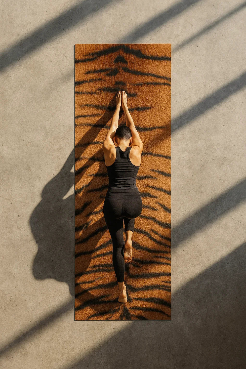 Tiger Stripe Non-Toxic Yoga Mat – Bold Design, Earth-Friendly | Yune ...